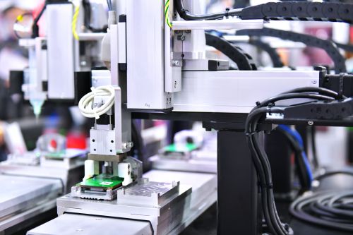 Compact inductive sensors | Applications - ifm