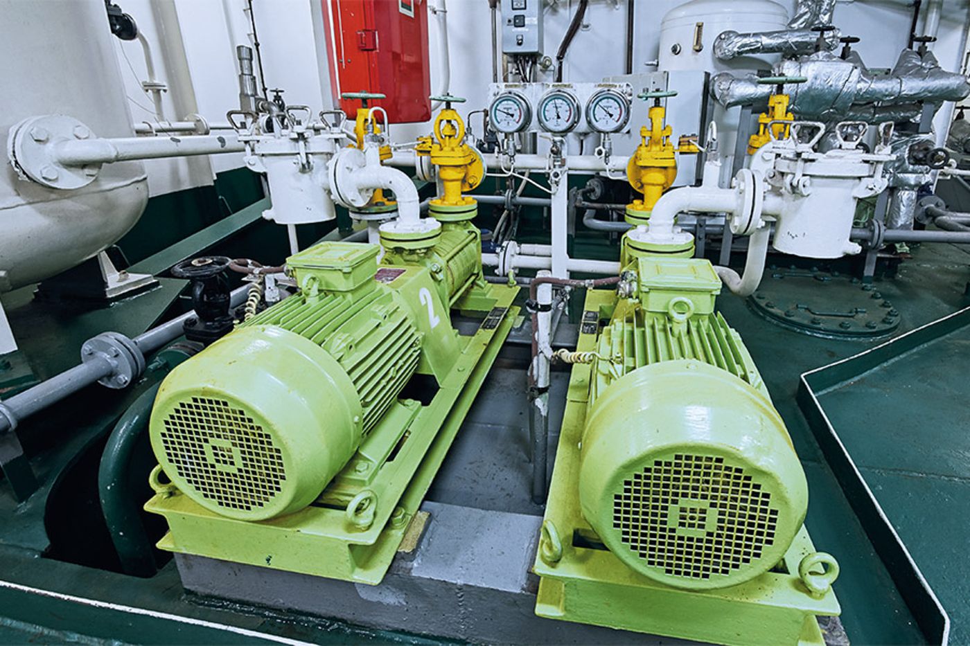 Monitoring of drives and rudder propellers - ifm